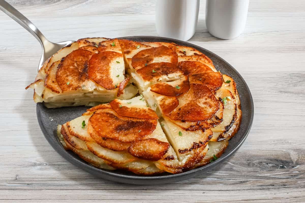 Classic Pommes Anna (French Layered Potato Cake) - Classic Recipes