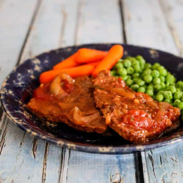 Swiss Steak With Tomatoes - Classic Recipes