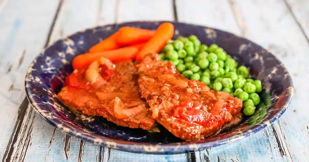Swiss Steak With Tomatoes Recipe - Classic Recipes